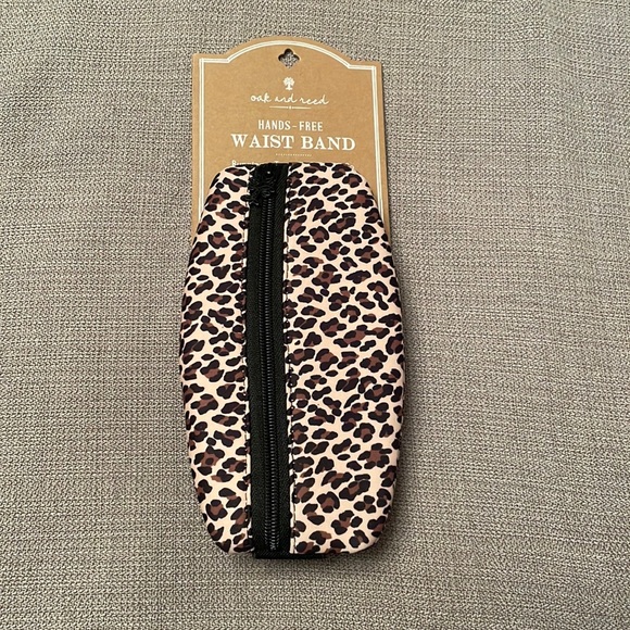 Oak & Reed | Bags | Nwt Oak Reed Animal Print Leopard Zipper Waist ...